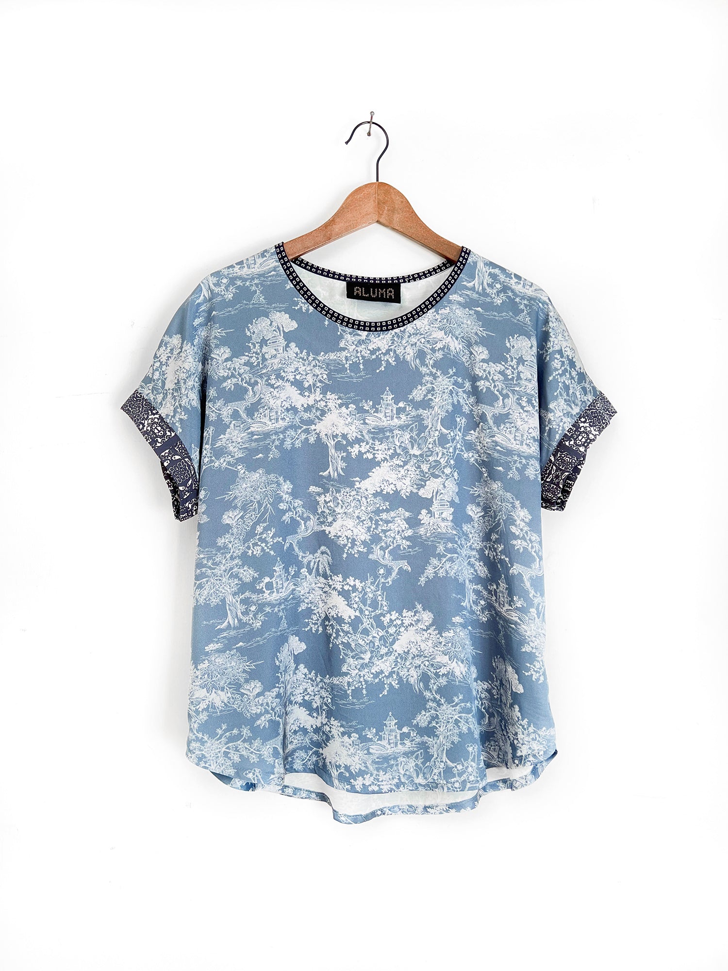 Unique Handmade Tops by ALUMA